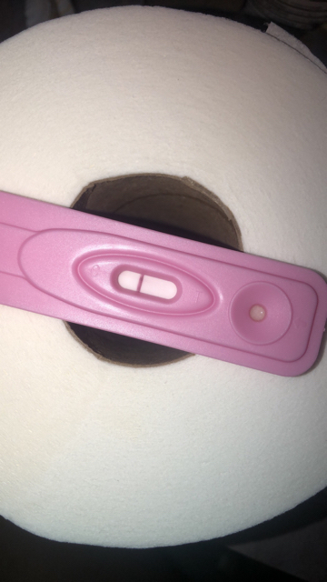 I Took A Test And A Faint Line Popped Up Is It Normal For These To Have Evaps Also I m Day 3 i-took-a-test-and-a-faint-line-popped-up-is-it-normal-for-these-to-have-evaps-also-i-m-day-3
